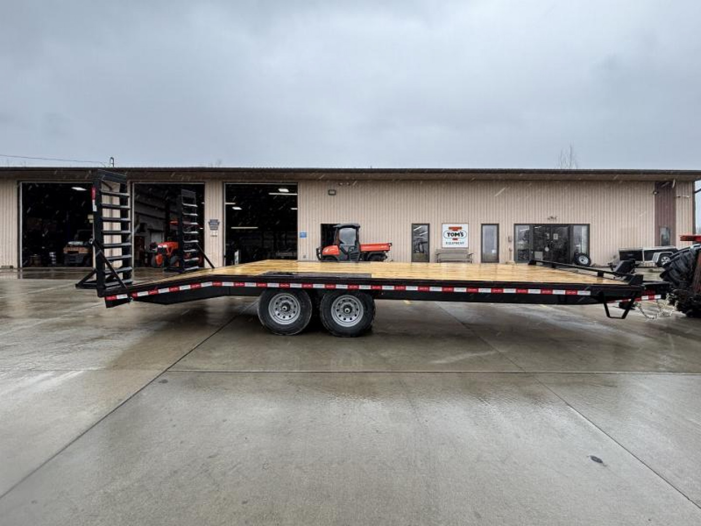 New 2025 Quality Trailers 23' Deckover (18' + 5' Dovetail) Pro Series ...