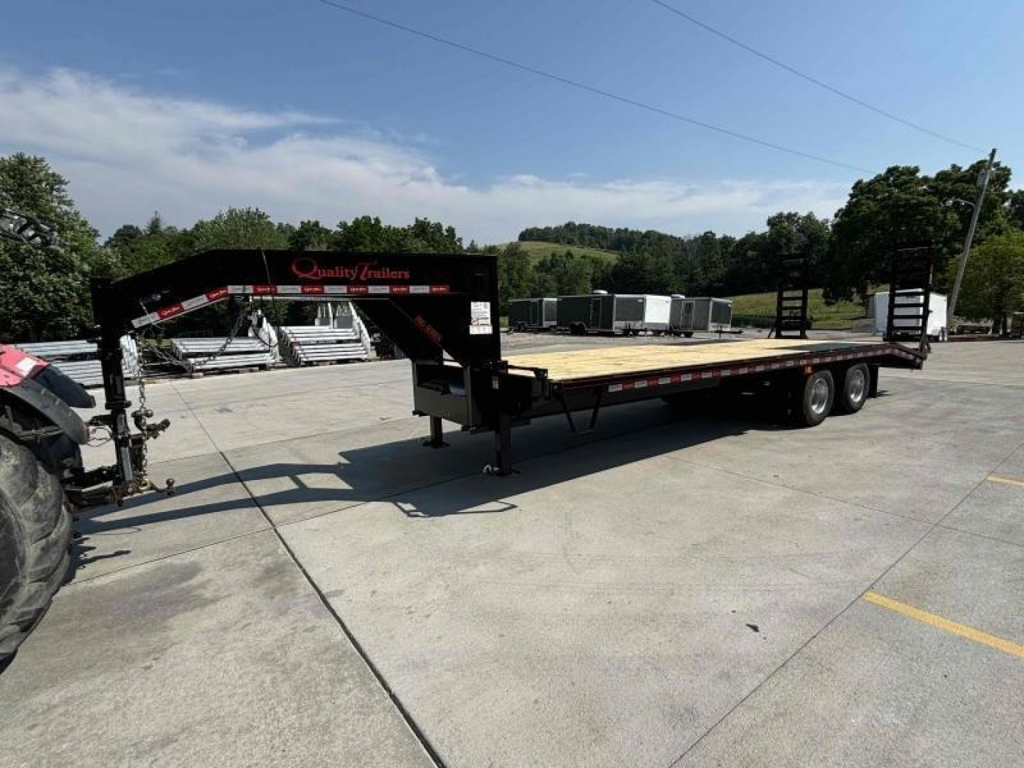 New 2025 Quality Trailers 25' Gooseneck (20' + 5' Pop Up Dove Tail ...