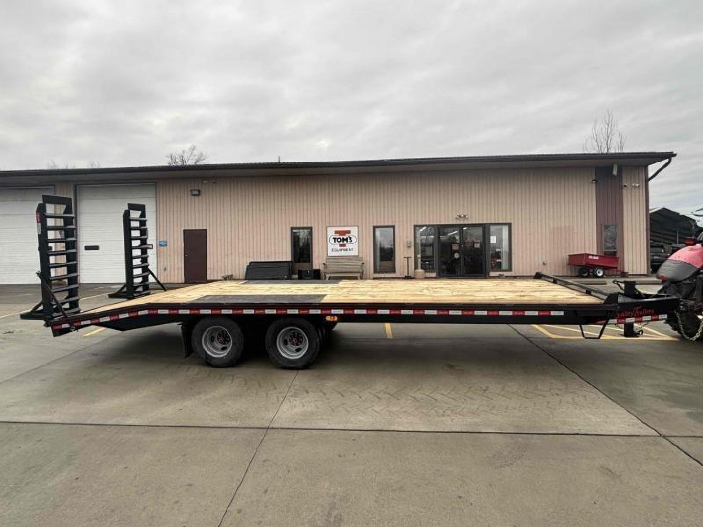 New 2025 Quality Trailers 25' Deckover (20'+5') Professional Grade ...