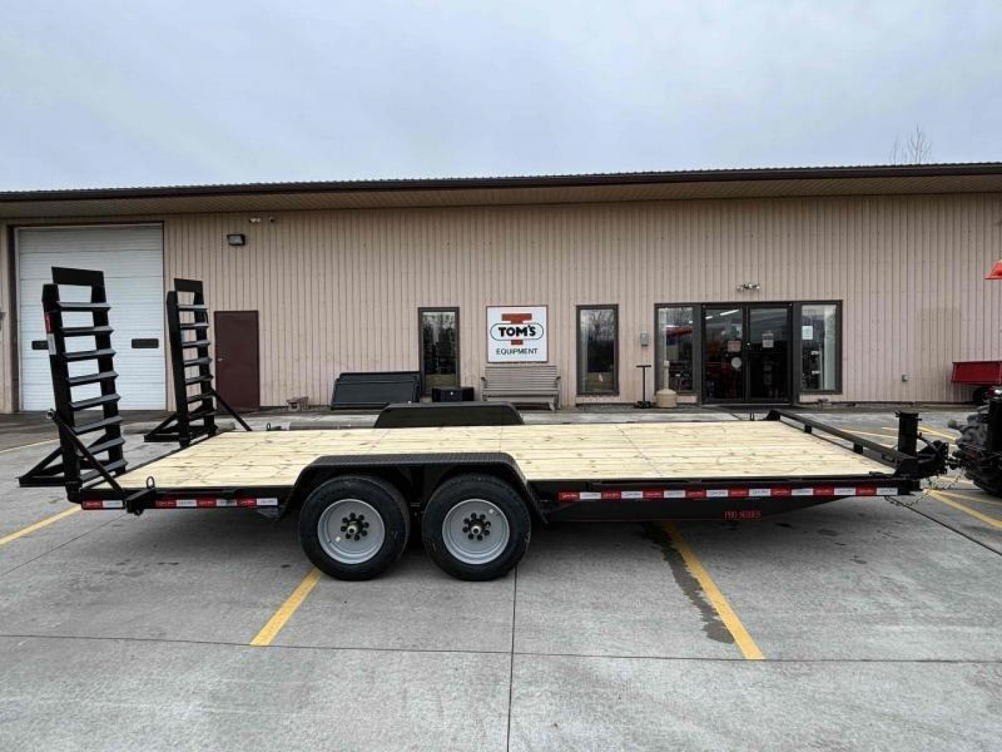 New 2025 Quality Trailers 20' Flat Deck Pro Series Equipment Hauler ...