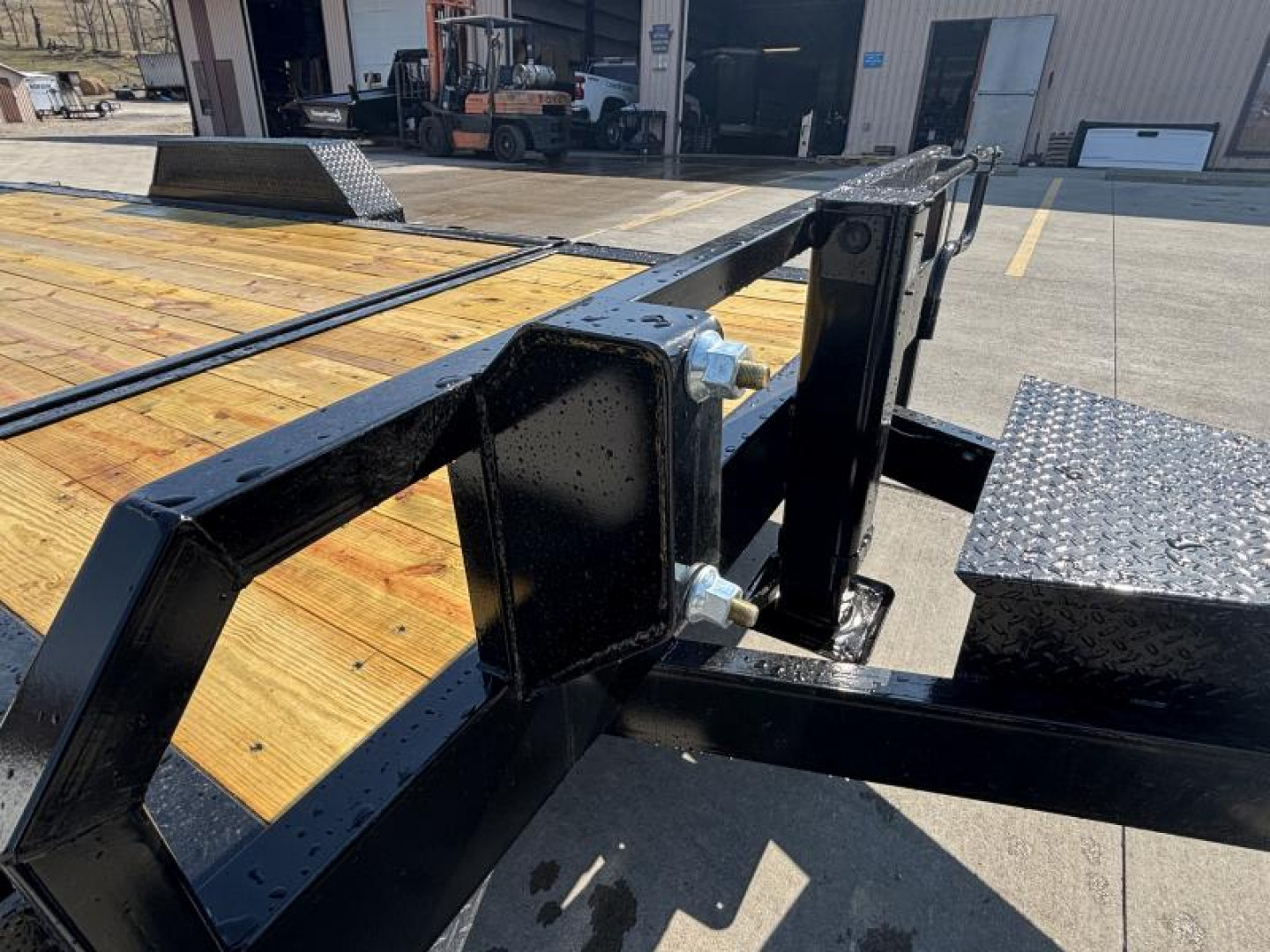 New 2025 Corn Pro Trailers 21' Split Deck Tilt (4' Stationary / 17 ...