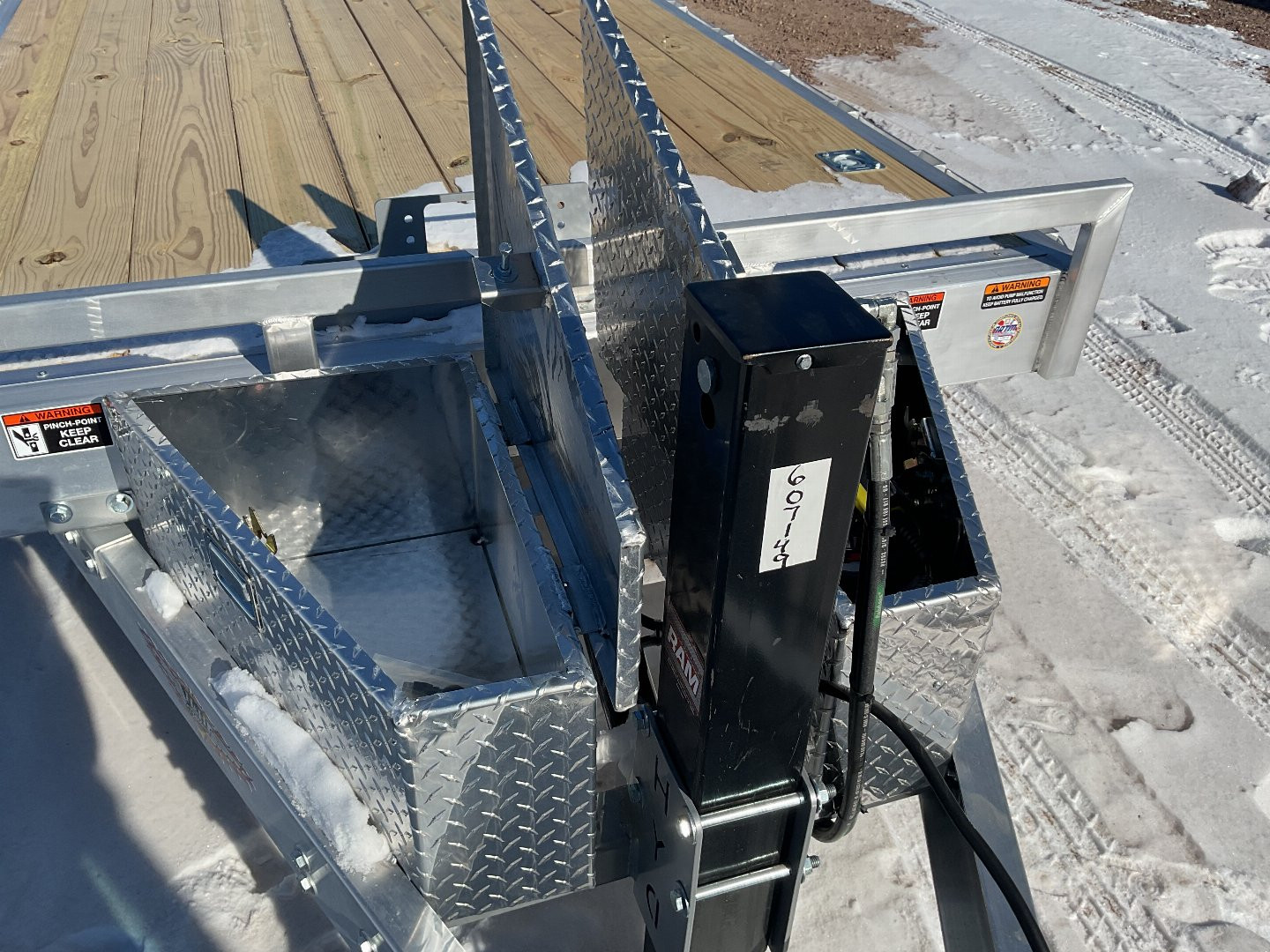 New 2025 H&H Trailers H8224EXLA-140 Car Hauler | Sherburn Minnesota