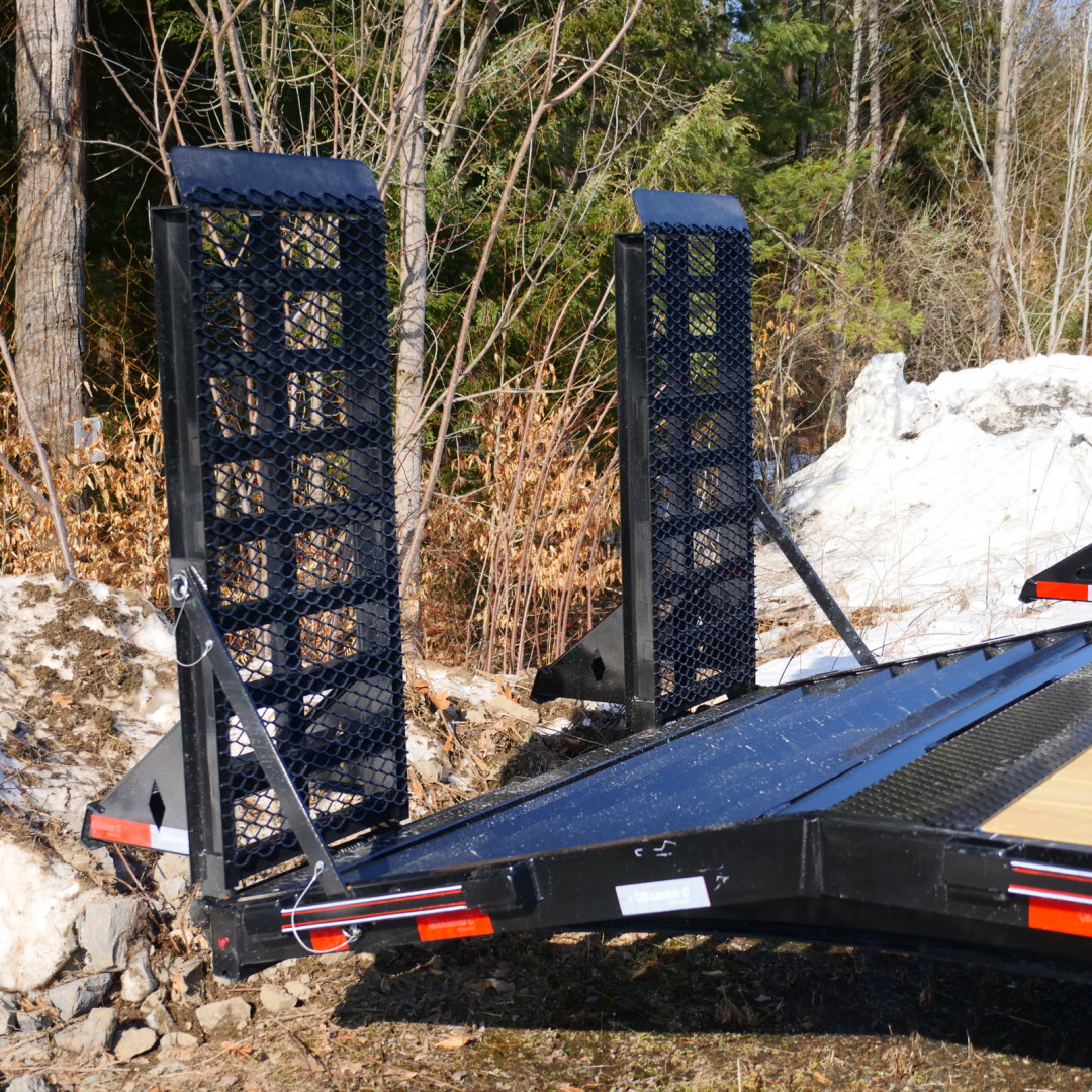 New 2025 Diamond C Trailers 22X102 ENGINEERED BEAM DECK OVER Equipment ...