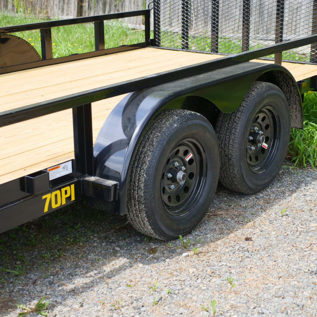 New 2025 Big Tex Trailers 83"X18' TUBE TOP TANDEM 70PI-18 Utility ...