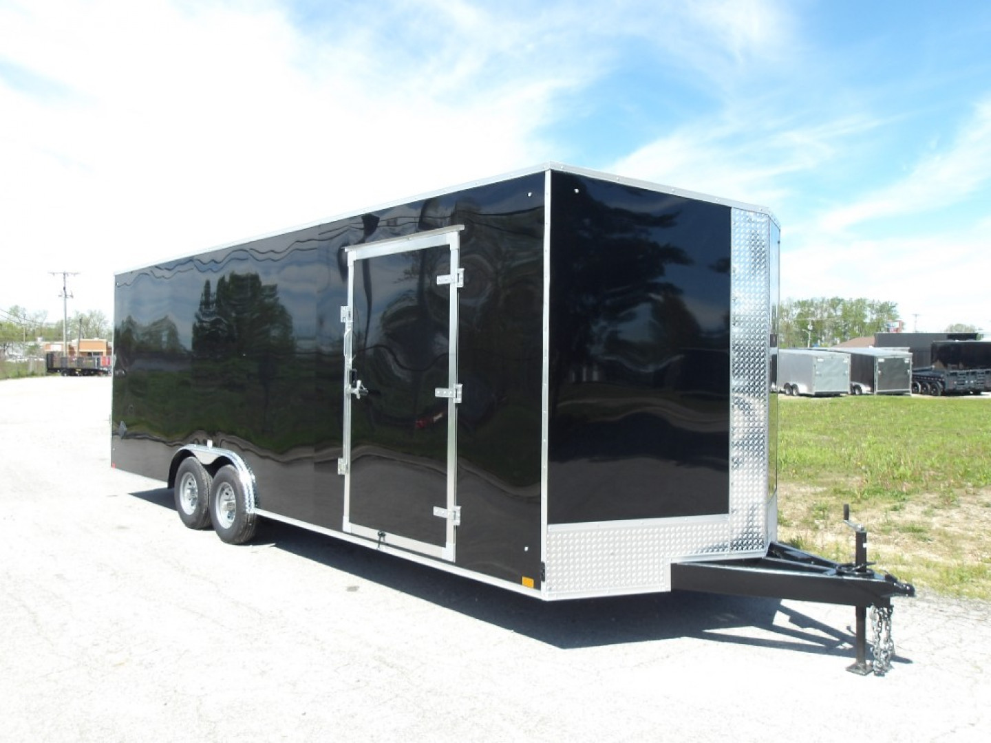 New 2026 Discovery Trailers DCHET8.524TA3 Cargo / Enclosed Trailer ...